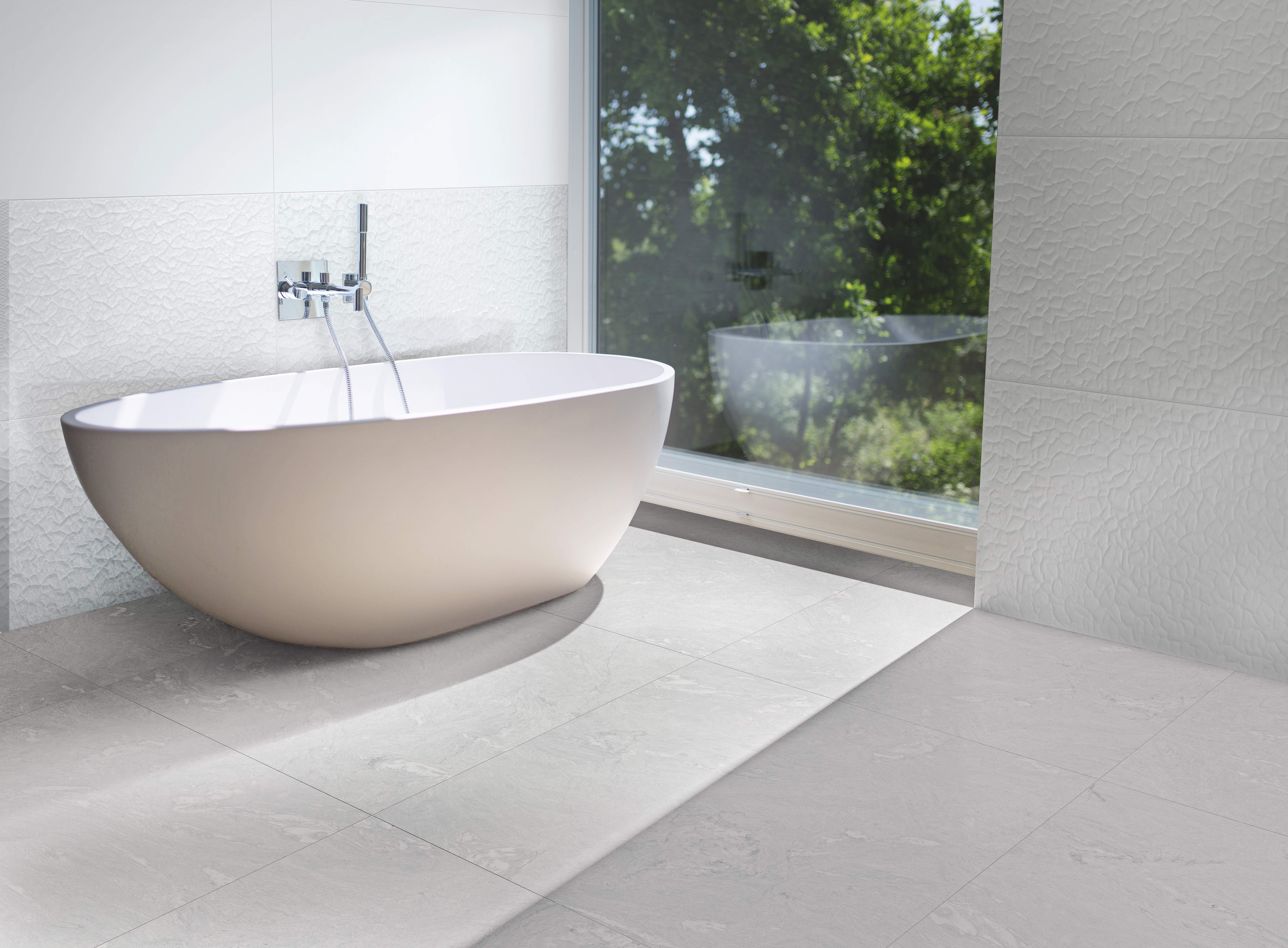 Azulejo porcelánico con brillo para suelo y pared APAVISA...