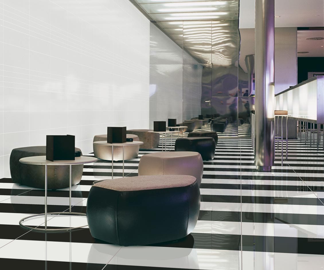 Porcelain tiles Monocolor appearance APAVISA